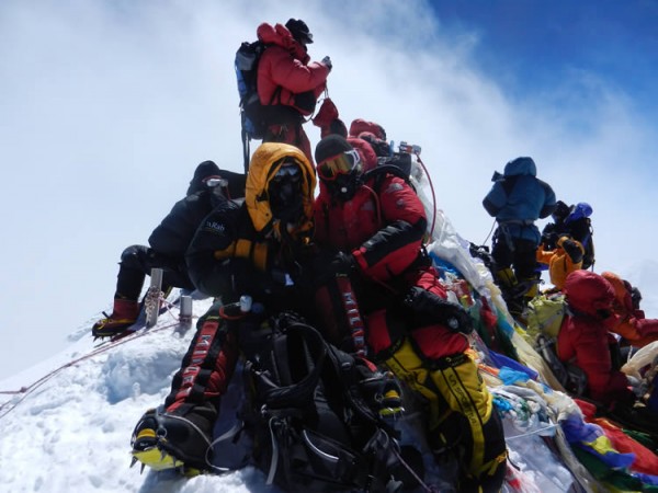 26_jen_and_susan_everest_summit - Everest Expedition
